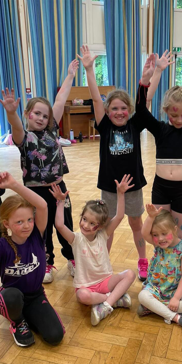 Classes - Universal Dance